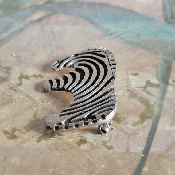 Vintage Sterling Silver Zebra Pin or Brooch - Gem