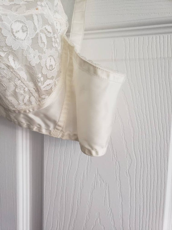 Vintage Symphonie Milano White Floral Lace Bra Ladies… - Gem