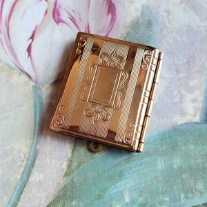 Vintage Coro Gold Filled Rectangular/oval Locket Pendant With Fleur De ...