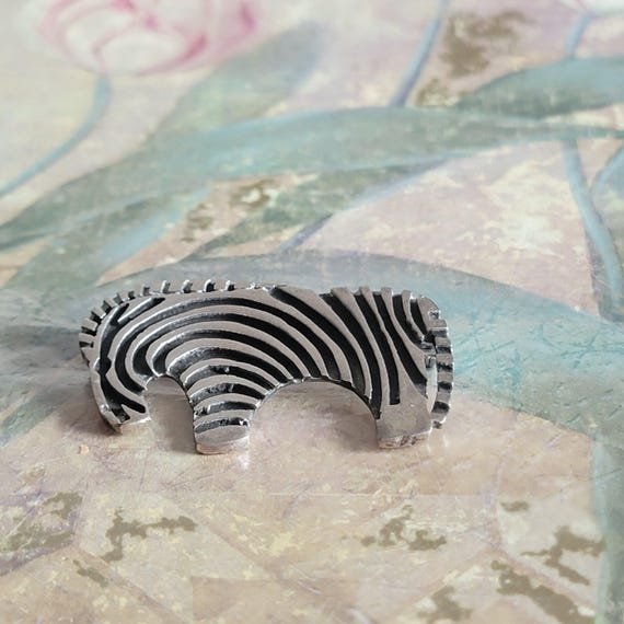 Vintage Sterling Silver Zebra Pin or Brooch - Gem