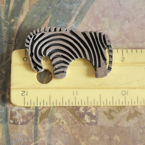 Vintage Sterling Silver Zebra Pin or Brooch - Gem