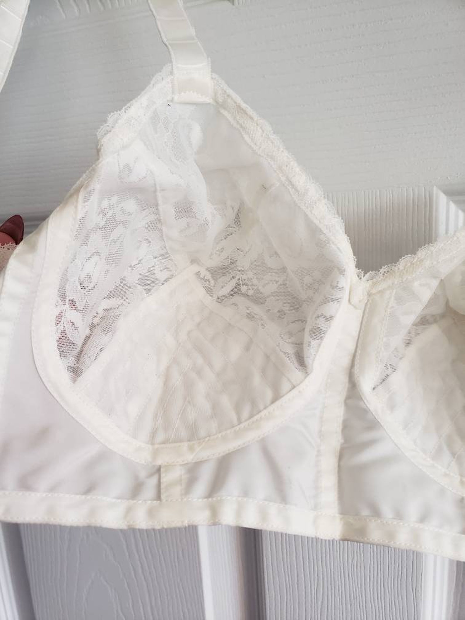 Vintage Symphonie Milano White Floral Lace Bra Ladies 1950s Pin up ...