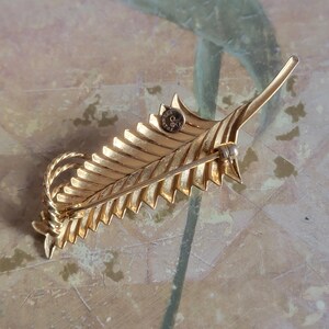 Vintage DCE 1/20 14 Karat Gold Filled and Pearl Fern Brooch Pin Costume ...