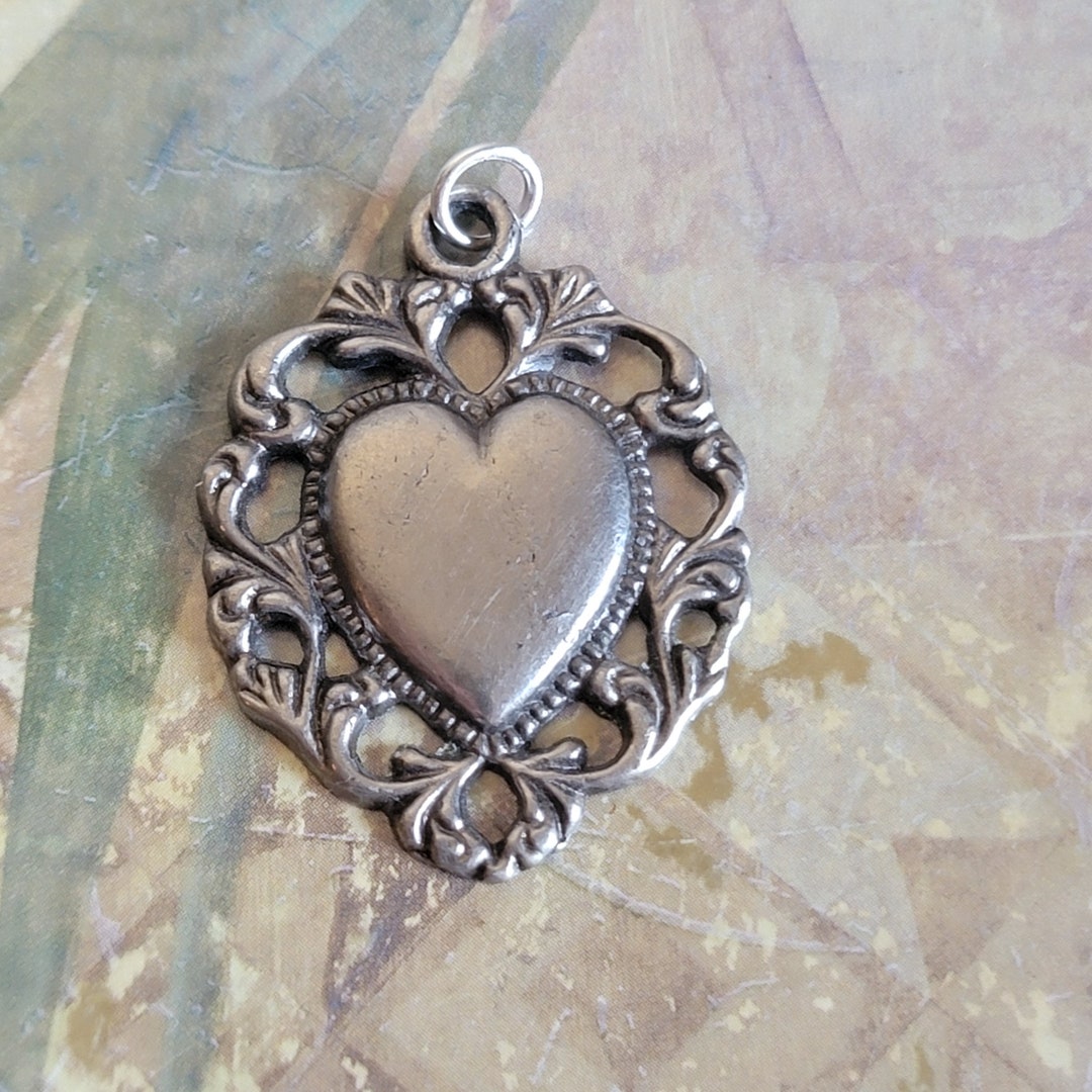 Vintage Heart Pendant Pewter Metal - Etsy