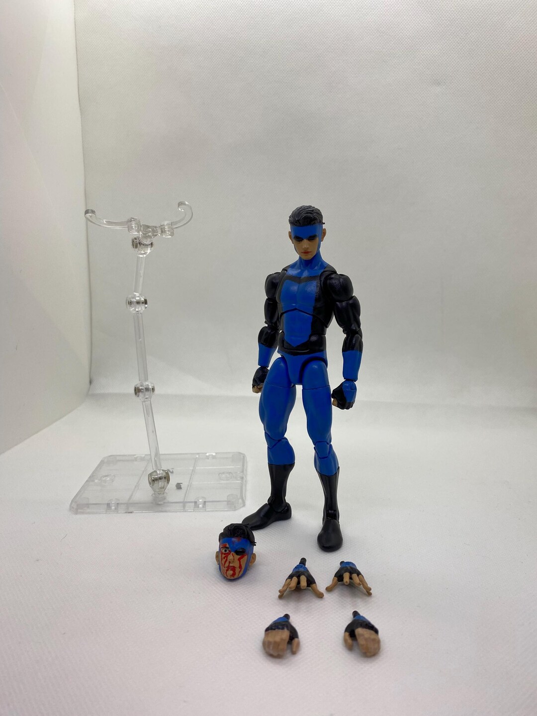 Invincible Blue Suit 1/12 Scale Custom Action Figure - Etsy UK