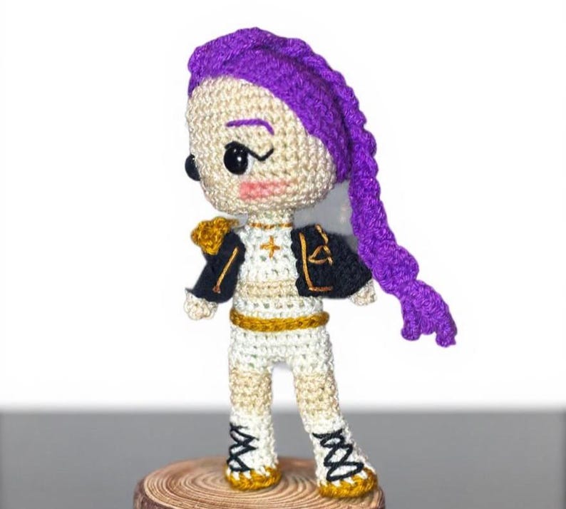 Kpop Demon Hunters Crochet Pattern, Argumani Crochet Patterns, Rumi ...