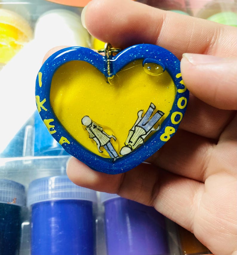 SCP-3008 : the Infinite IKEA Shakeable Keychain - Etsy