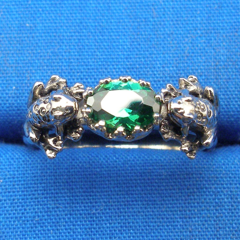 Frog Ring Emerald Green Cubic Zirconia Hand Crafted Recycled - Etsy