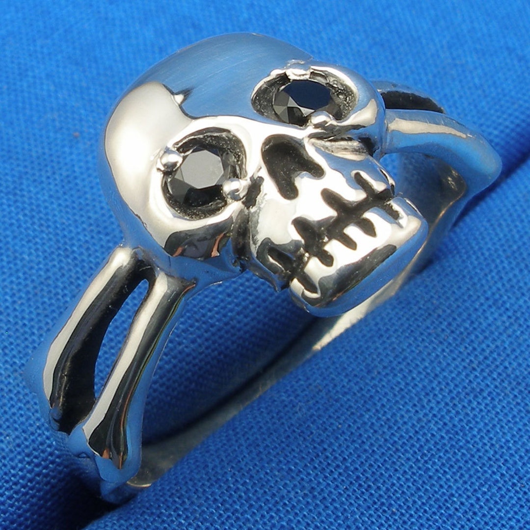Black Spinel Skull and Cross Bones Ring Hand Crafted Recycled - Etsy