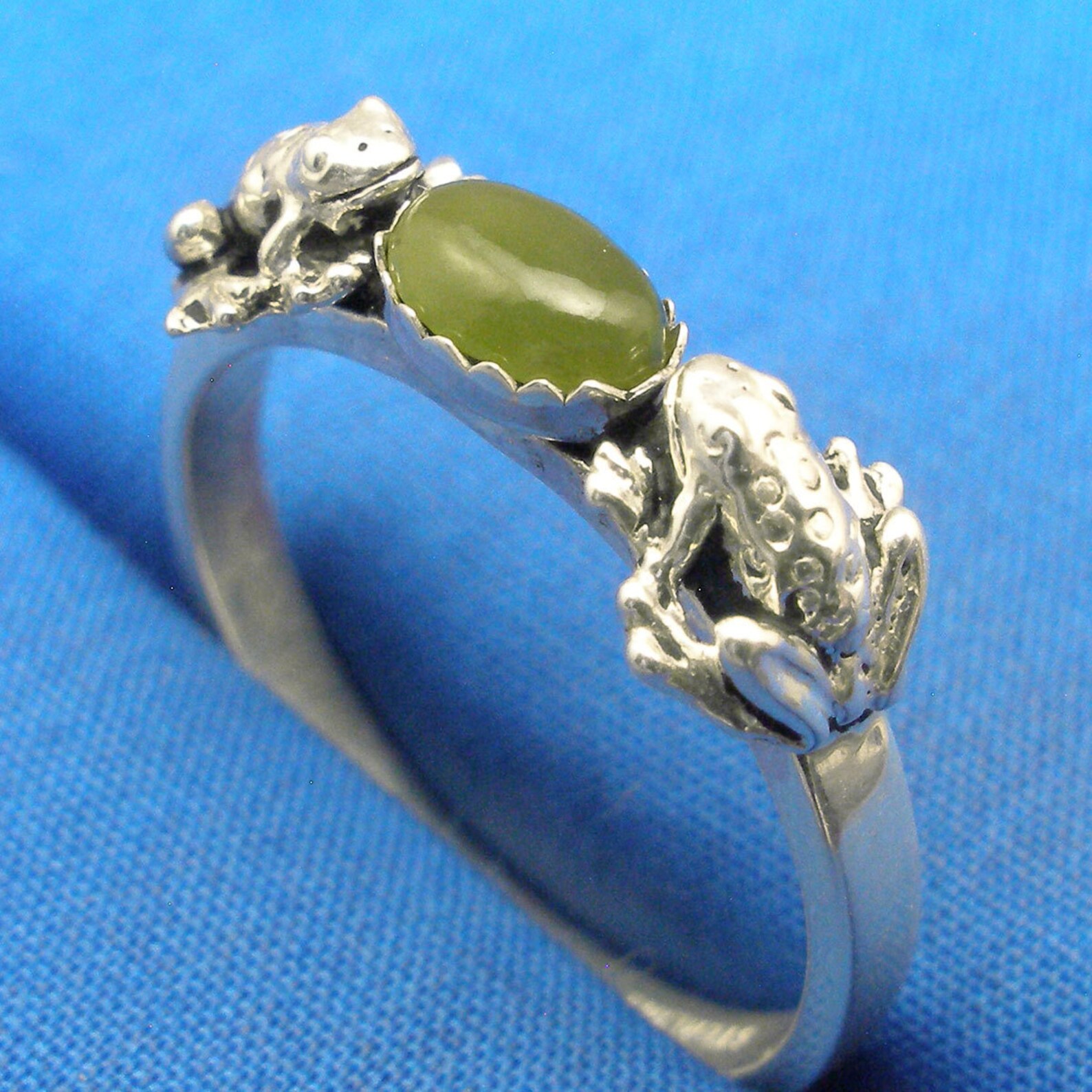 Green Jade Frog Ring Hand Crafted Recycled Sterling Silver - Etsy