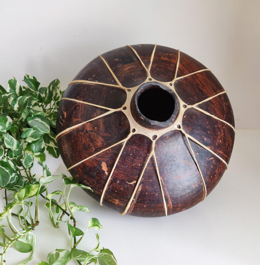 Large 16 Inch Tarahumara Clay Pot With Sinew Bands, Water Jar or Jug - Etsy