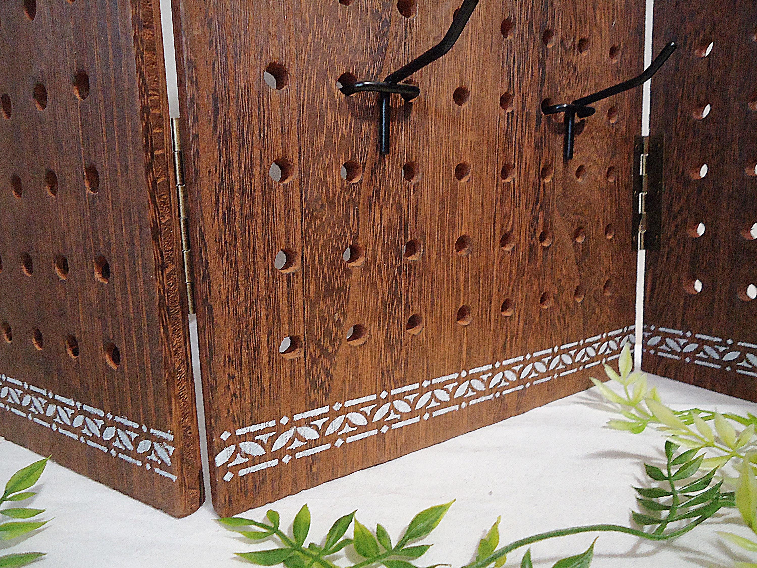 Large Heavy Duty Tri-fold Display, Wooden, 48 Peg Hooks, Pegboard ...