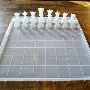 Silicone Mold, Chess Board and 16 Pieces, for Epoxy Resin Chess Set, 11 ...