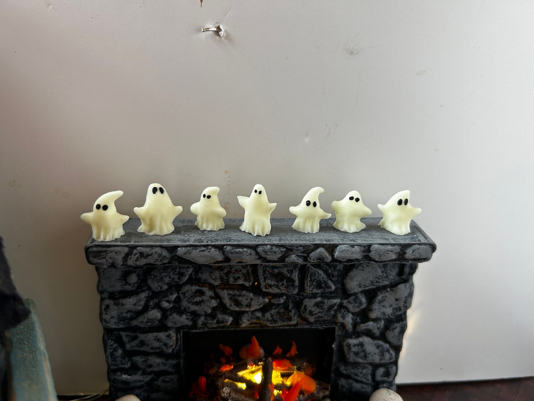 Dollhouse Miniature Ghost 1/12 Scale Hand Made Halloween Decor Glow in ...
