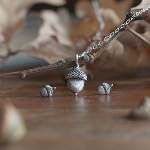 Silver Acorn Pendant, Small Oak Tree Charm, Nature Treasure Jewelry ...