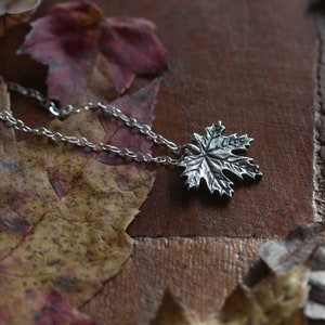 Silver Maple Leaf Charm Sycamore Pendant Mapleleaf Necklace - Etsy