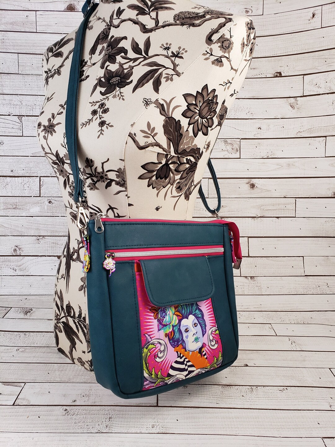 Tula Pink Queen of Hearts Crossbody Purse - Etsy