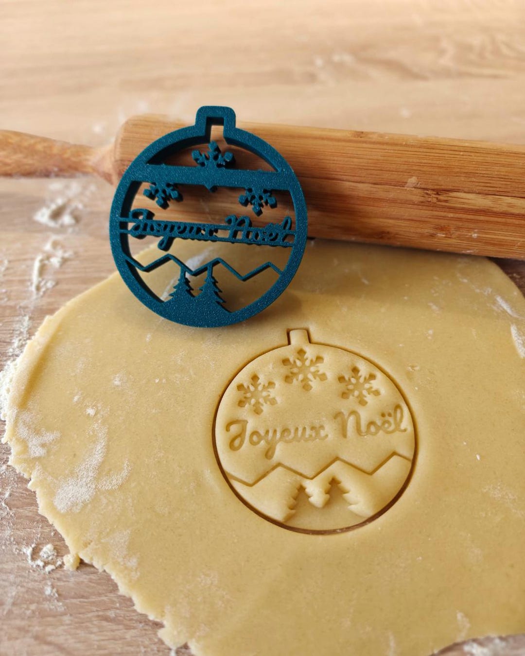 Petit Beurre Merry Christmas Cookie Cutter - Snowflake & Tree Cookie ...