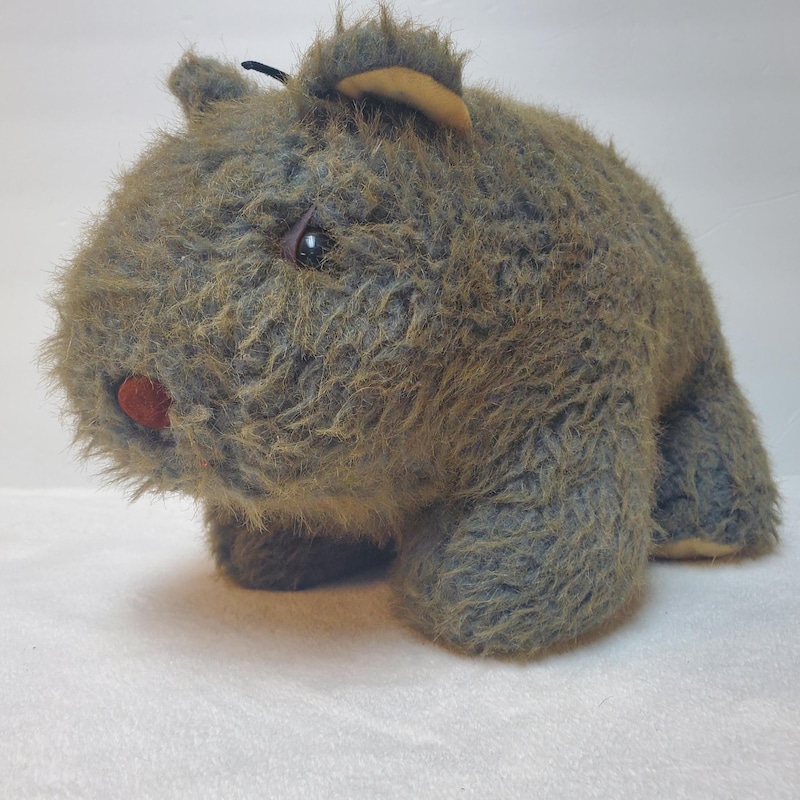 Wombat Toy - Etsy