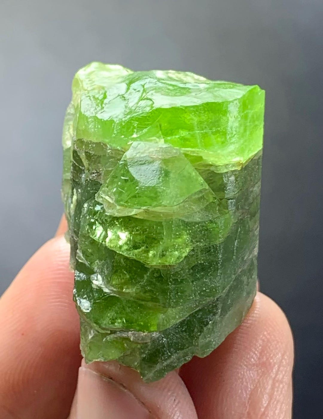 Raw Peridot Crystal Specimen Natural Green Gemstone, Supat Mine ...