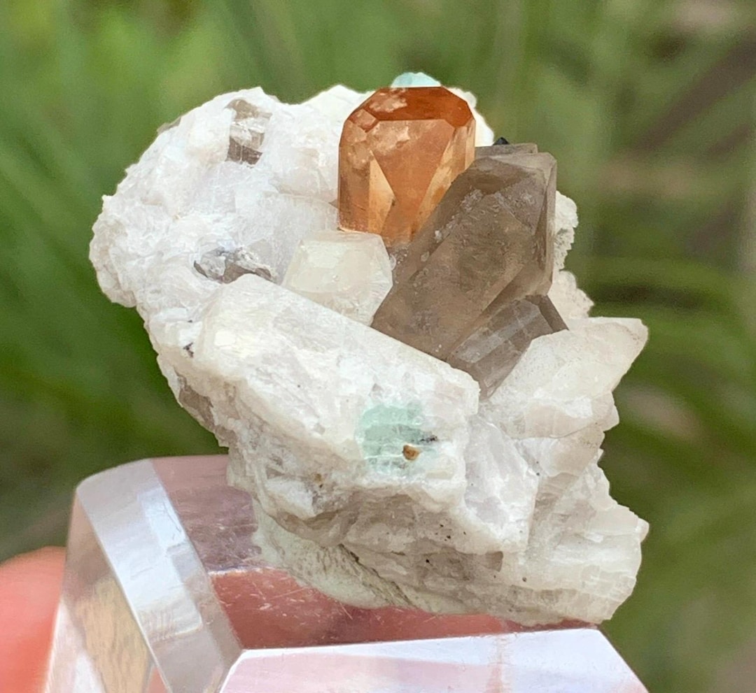 Golden Topaz With Quartz Specimen, Skardu Mine, 19 Grams - Etsy