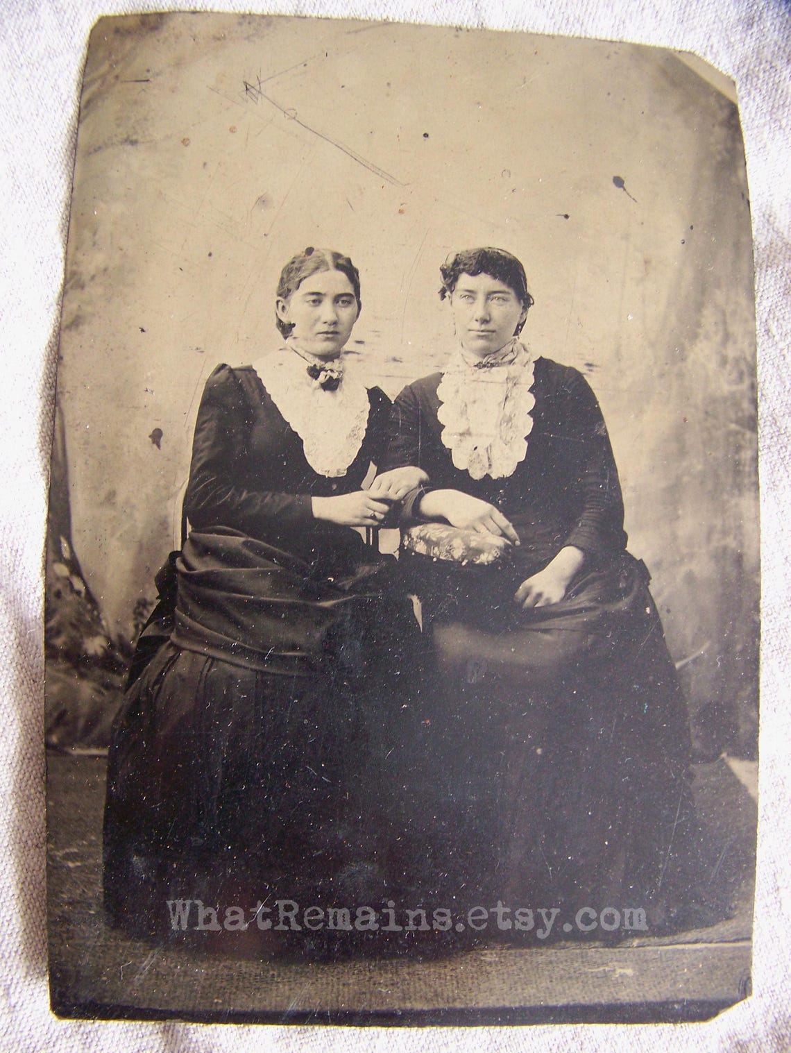 Half Plate Victorian Tintype Photograph 2 Women Portrait Ferrotype ...