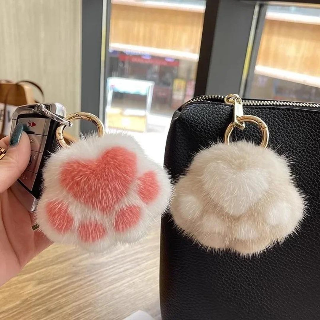 Furry Cat Paw Faux Fur Keychain Charm Plush Bear Paw Bag Pendant Cute ...