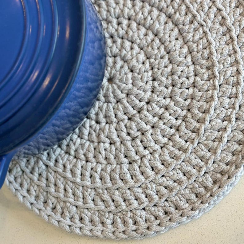CROCHET PATTERN Trivet, Round Potholder, Modern Hot Pad, Beginner Kitchen Crochet Decor ...