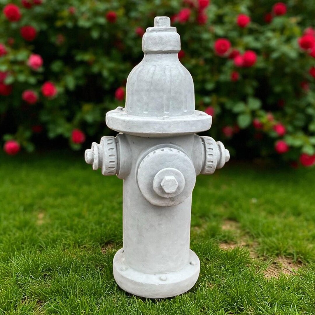 Fire Hydrant Statue Concrete Backyard Figure Cement Water Pomp for Yard ...