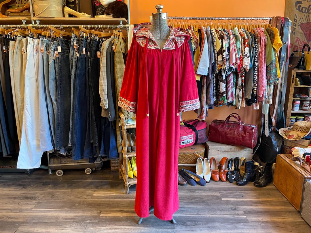 Vintage Jcpenney Robe, Hooded 1970s Velour W/ Quilted Southwestern Trim ...