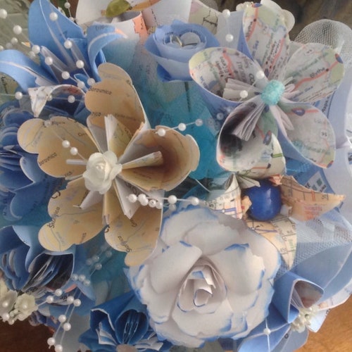 Personalized Map Flower Bouquet With 15 Origami Map Flowers - Etsy
