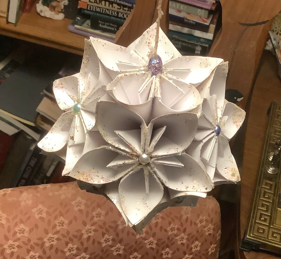 Origami Kusudama Flower Ball With Color Choices Includes 12 Flowers - Etsy