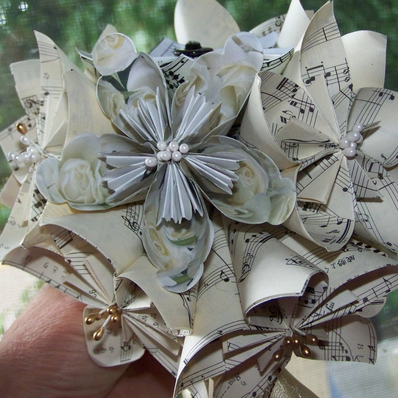 Music Paper Flowers - Etsy