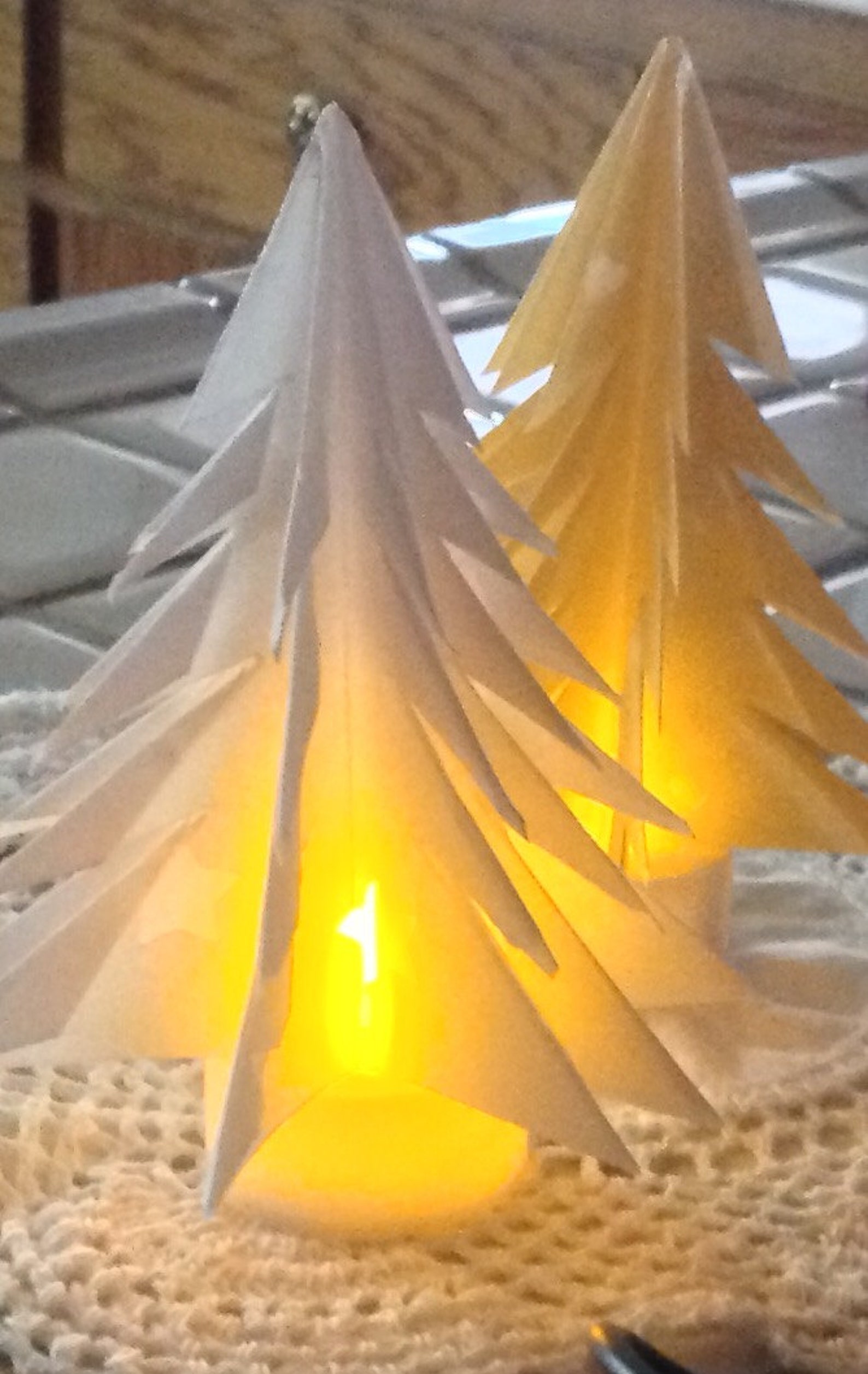 Miniature Origami Trees With Battery Candles Miniature Gold and White 7 ...