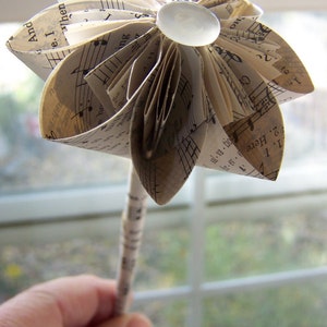 2 Vintage Sheet Music, Book Page, or Map Origami Flowers - Etsy