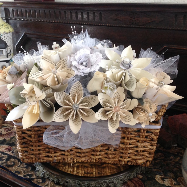 20 Origami Sheet Music Book Page or Map Flower Centerpiece - Etsy