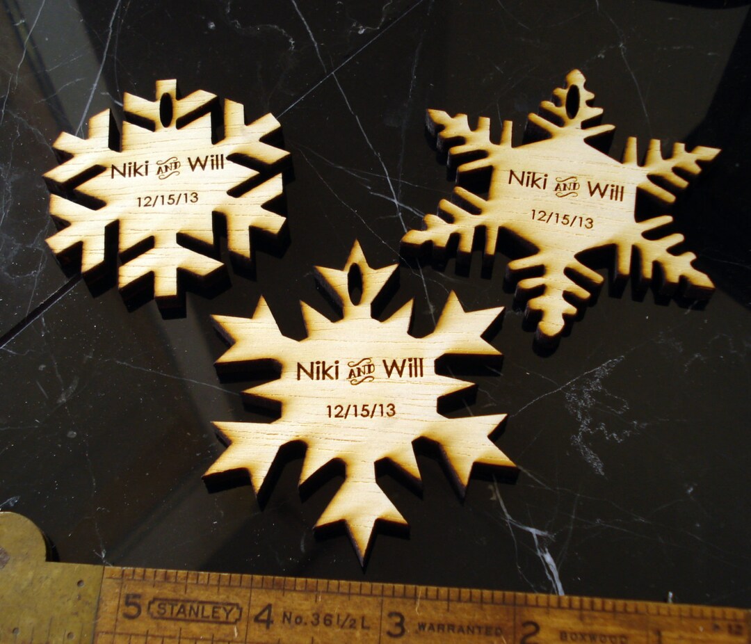 120 Snowflake Wedding Favors Custom Engraving - Etsy