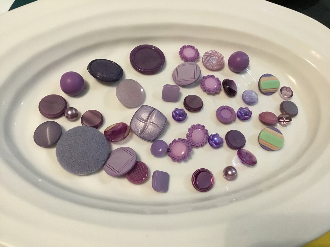 Shank Buttons 40 Assorted Purple Shank Buttons - Etsy