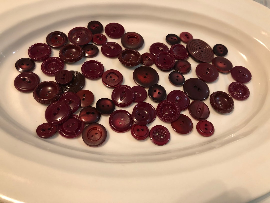 Two Hole Buttons 60 Assorted Dark Red 2 Hole Buttons - Etsy