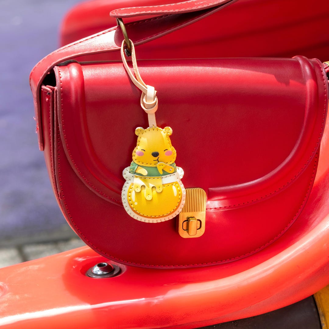 WINNIE POOH Bag Charm, Alice Cinderella Pinocchio Mermaid Keychain ...