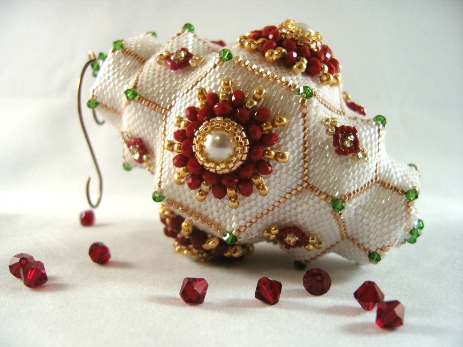 Pattern / Tutorial Beaded Christmas Ornament - Etsy