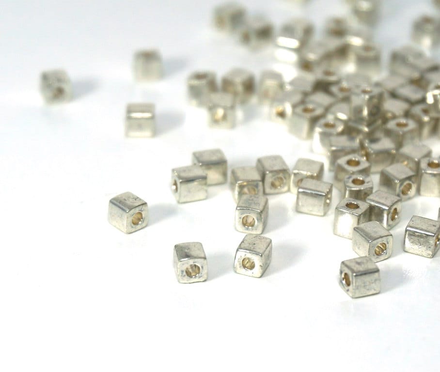 Silver glass 4mm cube beads metallic Miyuki cubes 200 beads | Etsy