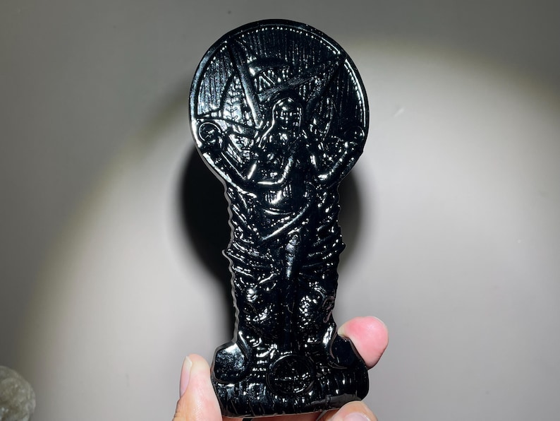 Hand Carved Obsidian Lilith Skull: Crystal Healing Decor - Etsy UK