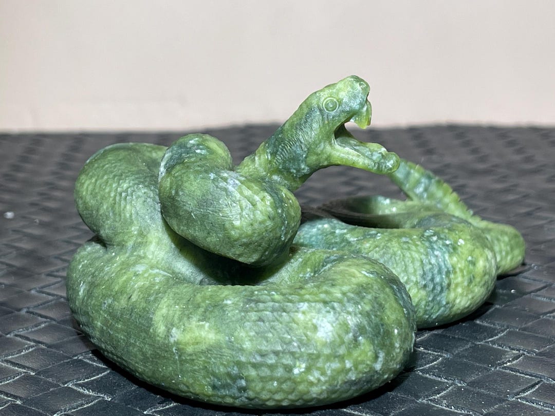 Green Jade Snake Skull: Hand Carved Crystal Healing Decor (3.7"/94mm - Etsy
