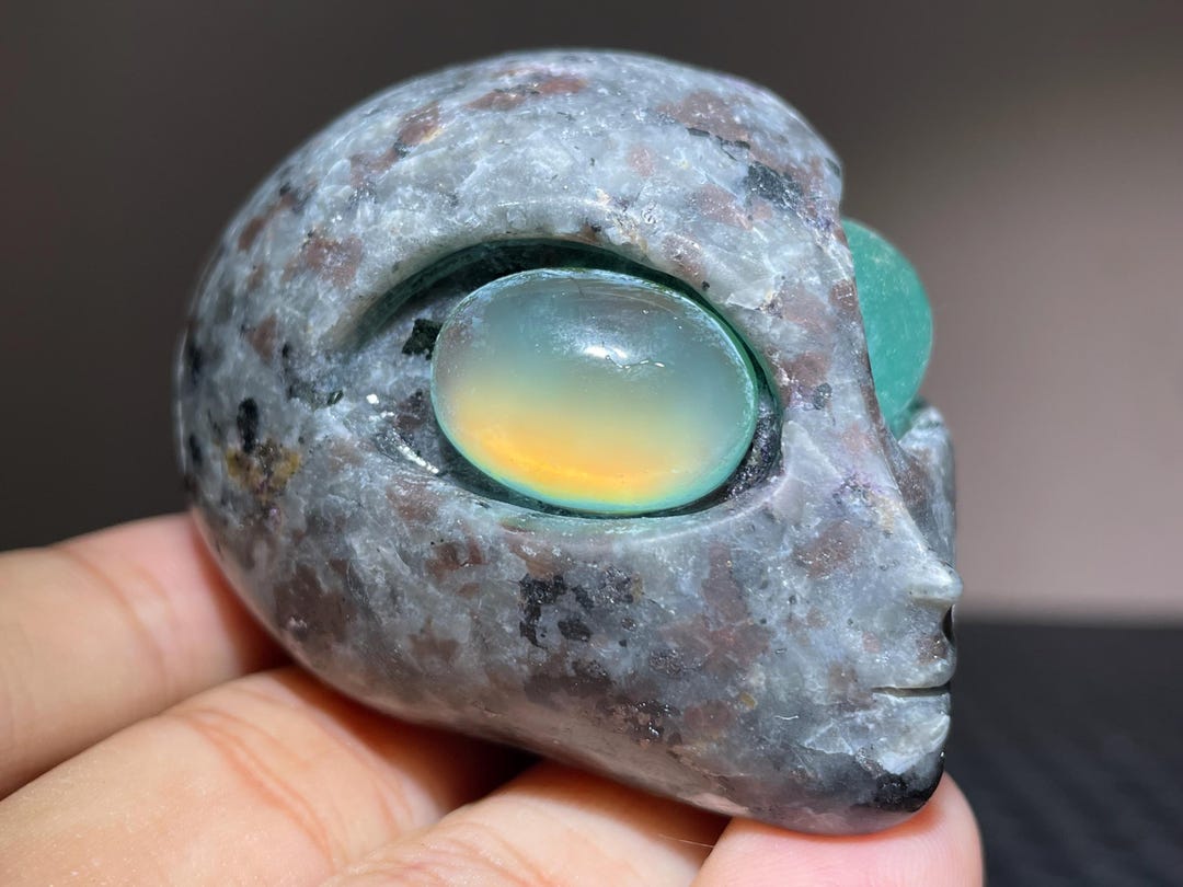 Hand Carved Yooperlite Alien Skull: Crystal Healing Decor - Etsy