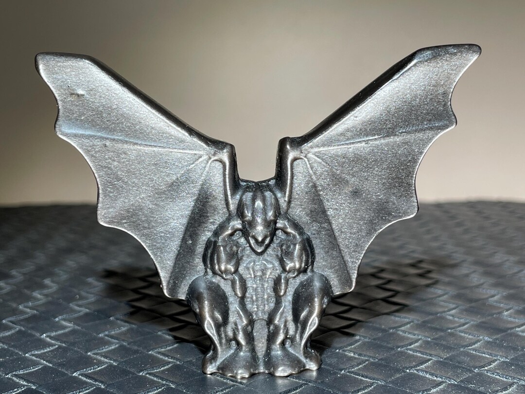 Hand Carved Silver Obsidian Gargoyle Skull: Crystal Healing Decor (3.2 ...