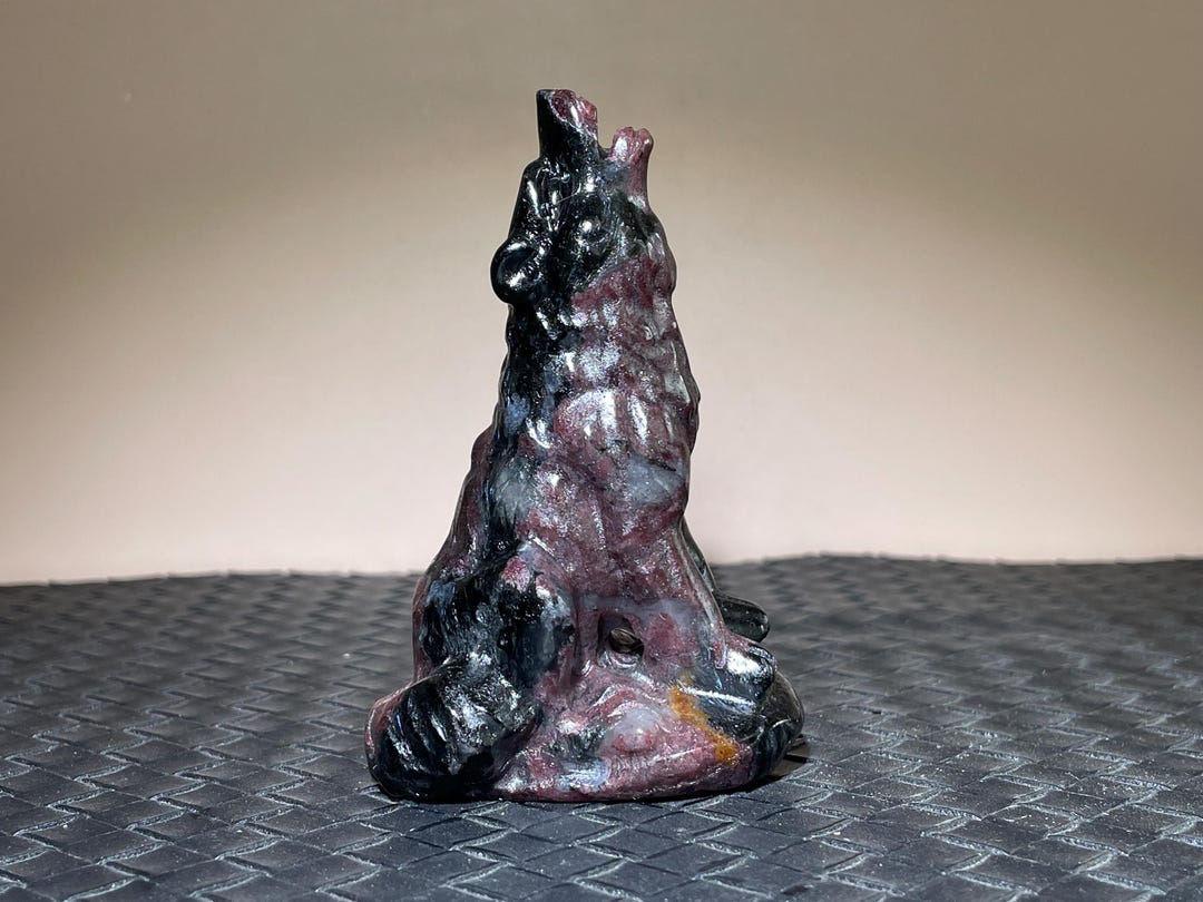 Hand Carved Garnet Wolf Skull: Natural Quartz Crystal Healing (3.5 Inch ...