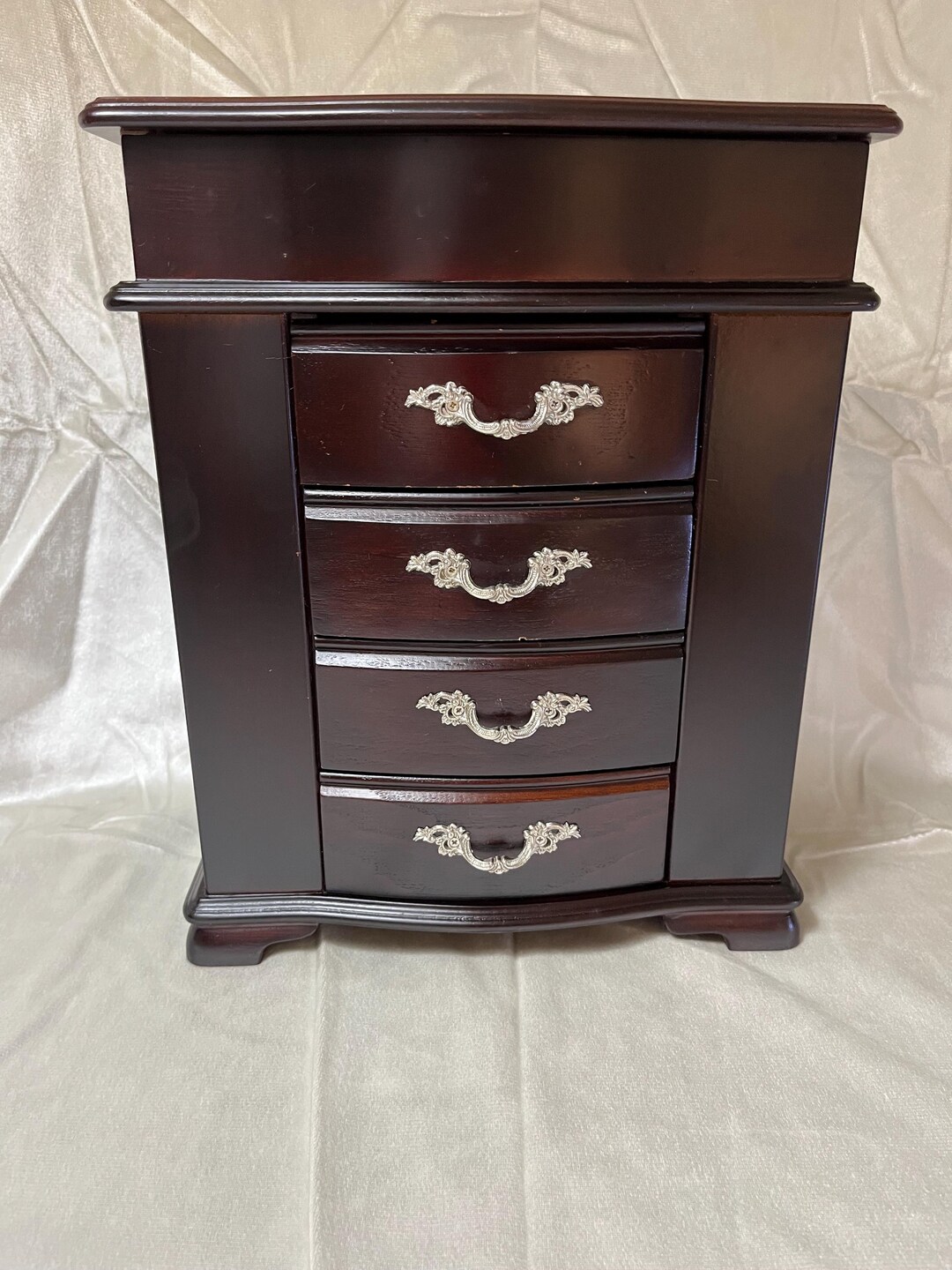 Vintage 1980’s Croft and Barrow Mahogany 4 Drawer, 3 Door Jewelry Chest ...