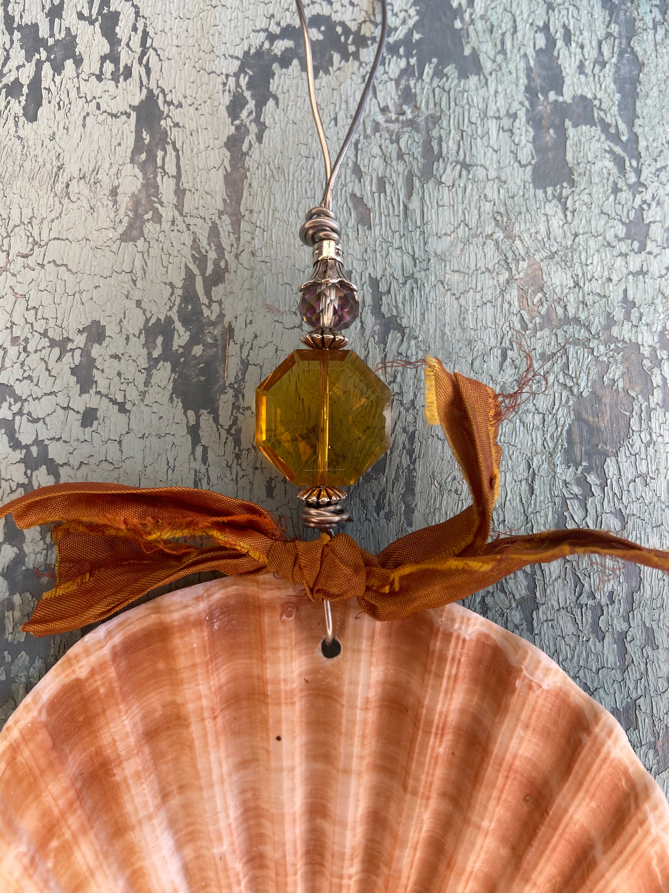 Peach and Cream Seashell With Glass Crystal Sun - Etsy France