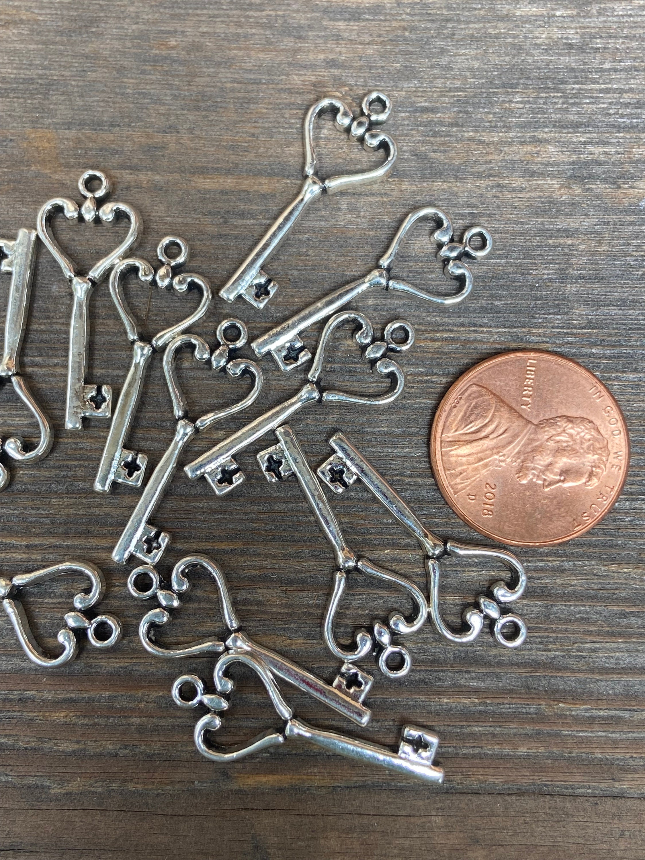 12 Pewter Heart Shaped Keys Lead Free Pewter Key Pendent - Etsy